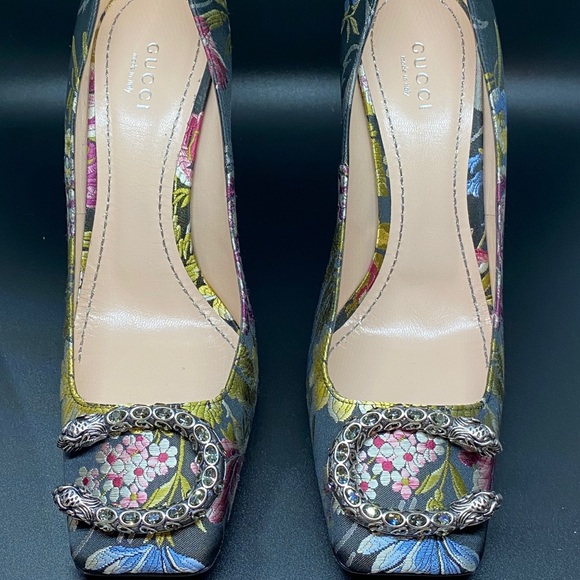 Gucci | Shoes | Gucci Dionysus Never Worn Blackmulti Color Floral Pump ...